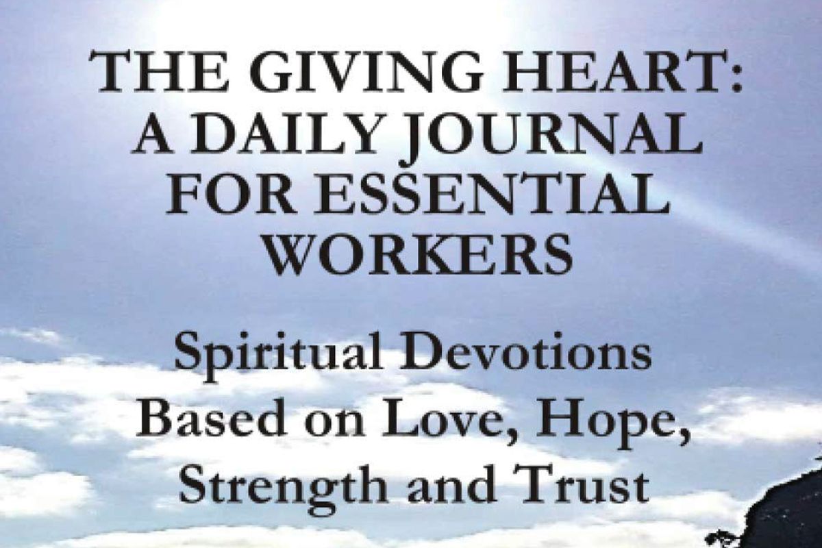 The Giving Heart: A Daily Journal for Essential Workers: Spiritual ...